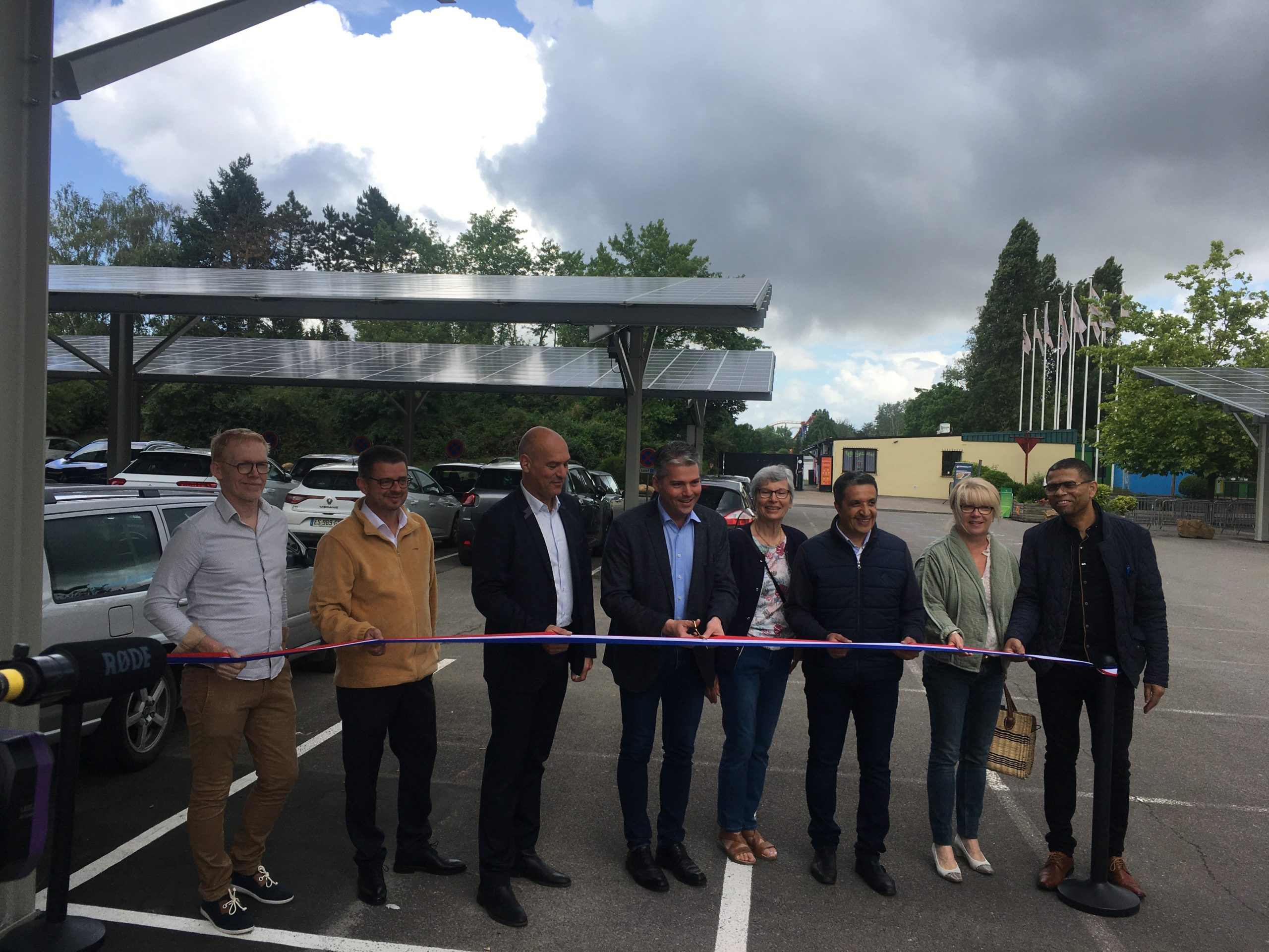 Urbasolar and Aspro Parks group unveil their first solar parking ...